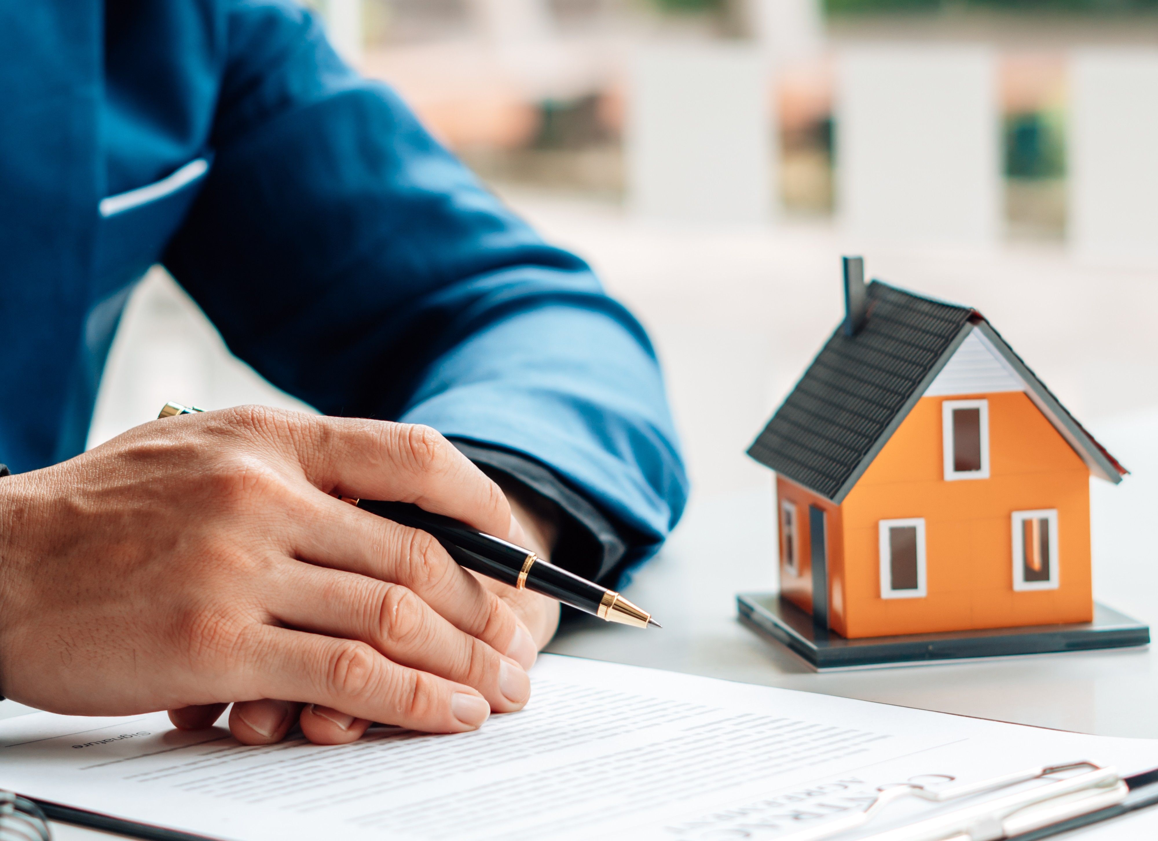 Mortgage scams to watch for: protecting yourself during and after the homebuying process